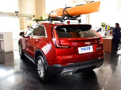 凯迪拉克XT4 2021款 28T 两驱豪华型 凯迪拉克 4/6张图片大全_汽车外观图库_胭红-汽车之家