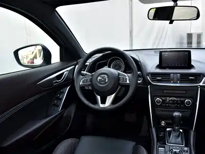 马自达CX-4 2016款 2.5L 自动四驱蓝天激情版 马自达 5/24张图片大全_汽车内饰图库-汽车之家