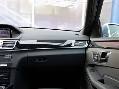 奔驰E级 2015款 改款 E 260 L 运动型 奔驰 4/51张图片大全_汽车中控图库-汽车之家