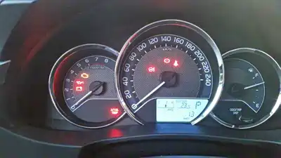 卡罗拉 2014款 1.6L CVT GL 丰田 1/8张图片大全_汽车中控图库_黑色-汽车之家