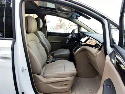 别克GL8 2017款 ES 28T 豪华型 国V 别克 41/80张图片大全_汽车座椅图库-汽车之家