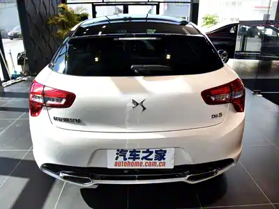 DS 5 2015款 1.8T 豪华版THP200 DS 4/5张图片大全_汽车外观图库-汽车之家