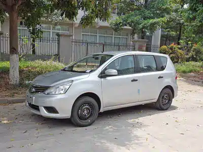 骊威 2015款 1.6XE 手动舒适版 日产 1/7张图片大全_汽车外观图库-汽车之家