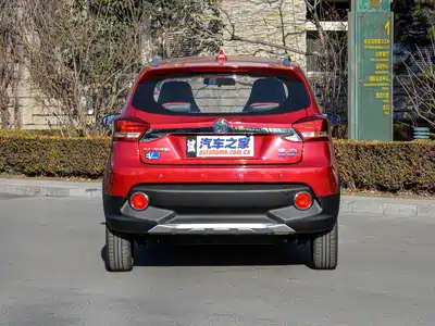 北汽新能源EC 2017款 EC180 灵秀版 北汽新能源 10/11张图片大全_汽车外观图库-汽车之家