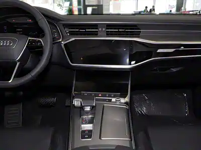 奥迪A6L 2020款 45 TFSI quattro 臻选致雅型 奥迪 3/35张图片大全_汽车内饰图库-汽车之家
