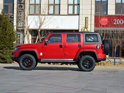 北京BJ40 2021款 2.3T 自动四驱刀锋英雄版至尊型 北京 4/7张图片大全_汽车外观图库_熔岩红-汽车之家