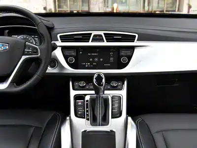 博越 2016款 1.8TD 自动智慧型 吉利汽车 3/45张图片大全_汽车内饰图库-汽车之家