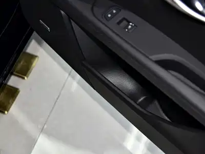 凯迪拉克CT6 2017款 40T 铂金版 凯迪拉克 34/38张图片大全_汽车座椅图库-汽车之家