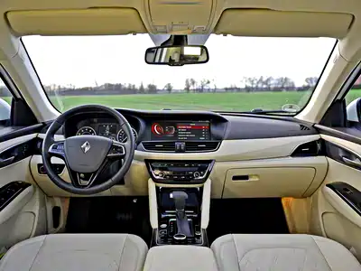 宝沃BX7 2016款 28T 四驱旗舰版 5座 宝沃 1/16张图片大全_汽车内饰图库_黑色/米色-汽车之家