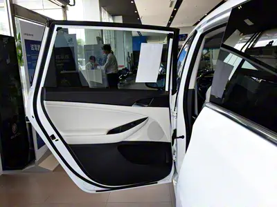 别克GL6 2021款 323T 轻混动互联精英型 别克 19/45张图片大全_汽车座椅图库-汽车之家