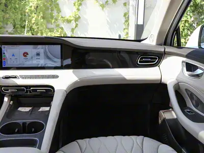 荣威D7 2023款 EV 610km 后驱旗舰版 荣威 4/48张图片大全_汽车内饰图库-汽车之家