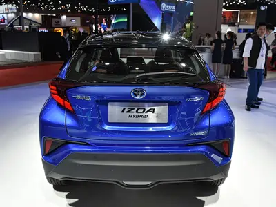 奕泽IZOA 2021款 双擎 2.0L 奕炫版 丰田 6/13张图片大全_汽车外观图库_黑色/宝石蓝-汽车之家