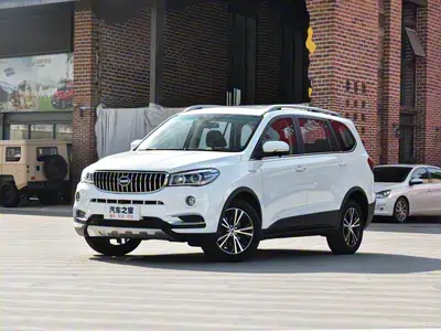 SWM斯威X7 2021款 2.0L 手动基本型 7座 SWM斯威汽车 1/7张图片大全_汽车外观图库-汽车之家