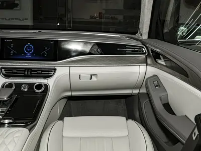 红旗H9 2022款 3.0T H9+ 卓越定制版 红旗 4/42张图片大全_汽车中控图库-汽车之家