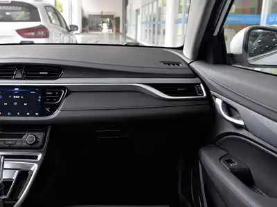 帝豪新能源 2019款 EV500 精英型超长续航版 吉利汽车 4/41张图片大全_汽车内饰图库-汽车之家