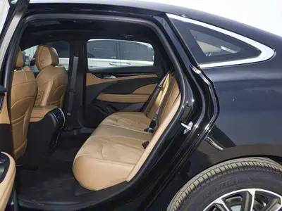 君越 2021款 652T 尊贵型 别克 17/47张图片大全_汽车座椅图库-汽车之家