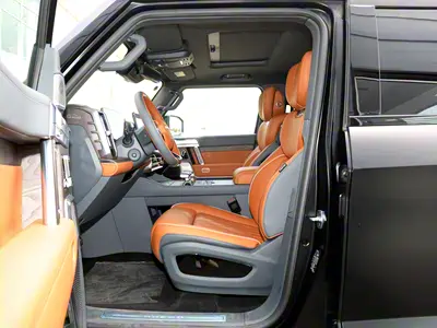 猛士917 2023款 纯电基础版 猛士 1/85张图片大全_汽车座椅图库-汽车之家