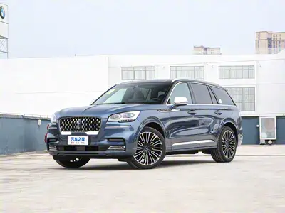 飞行家 2022款 3.0T V6 四驱总统版 林肯 1/12张图片大全_汽车外观图库_斐钻蓝-汽车之家