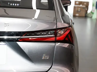 荣威i5 2023款 1.5L 手动舒享版 荣威 119/133张图片大全_汽车细节图库-汽车之家