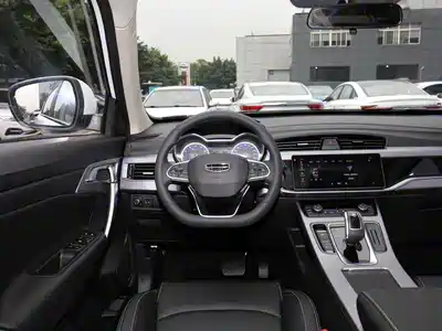 博越 2021款 百万款 1.8TD DCT两驱舒适型 吉利汽车 2/43张图片大全_汽车内饰图库-汽车之家