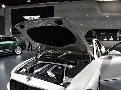 飞驰 2020款 6.0T W12 标准版 宾利 3/468张图片大全_汽车细节图库-汽车之家