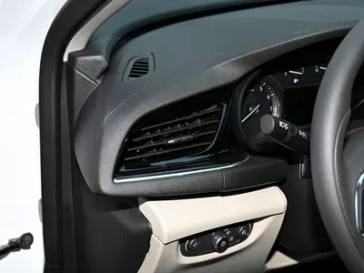 君威 2021款 552T 精英型 别克 6/52张图片大全_汽车中控图库-汽车之家