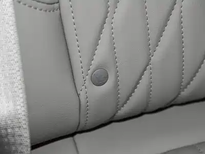 别克GL8 2023款 陆上公务舱 652T 豪华型 别克 34/49张图片大全_汽车座椅图库-汽车之家