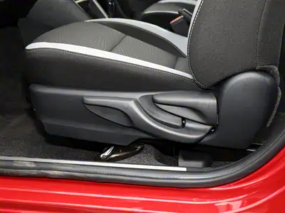 YARiS L 致炫 2022款 致炫X 1.5L CVT领先PLUS版 丰田 7/33张图片大全_汽车座椅图库-汽车之家