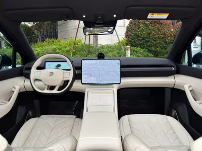 蔚来EC6 2025款 75kWh 蔚来 1/170张图片大全_汽车内饰图库-汽车之家