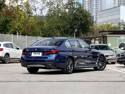 宝马5系新能源 2021款 535Le M运动套装 宝马 7/7张图片大全_汽车外观图库_量子蓝-汽车之家