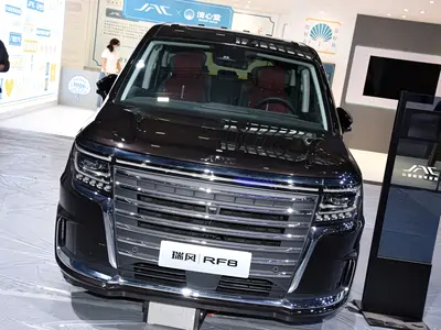 瑞风RF8 2024款 智聆版 2.0T 旗舰型 江淮瑞风 4/132张图片大全_汽车车展图库-汽车之家