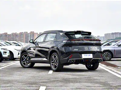 皓瀚 2023款 DH-i 1.5T 尊贵版 东风风神 5/7张图片大全_汽车外观图库_端砚黑-汽车之家