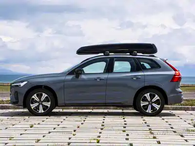 沃尔沃XC60 2024款 B5 四驱峡湾版 沃尔沃 4/7张图片大全_汽车外观图库_闪银灰-汽车之家