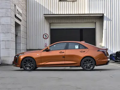 凯迪拉克CT4 2022款 28T 尊贵型 凯迪拉克 4/7张图片大全_汽车外观图库_勒芒橙-汽车之家