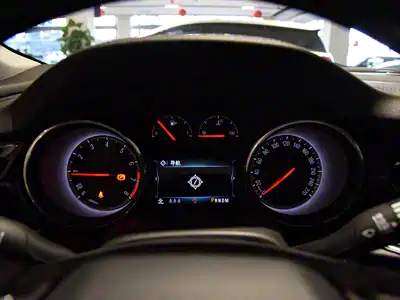 君威 2019款 20T 精英型 国V 别克 8/57张图片大全_汽车内饰图库-汽车之家