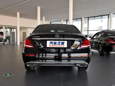 奔驰E级 2018款 E 200 L 奔驰 6/7张图片大全_汽车外观图库-汽车之家