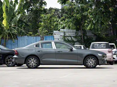 沃尔沃S60 2026款 B4 智逸豪华版 沃尔沃 48/48张图片大全_汽车外观图库-汽车之家