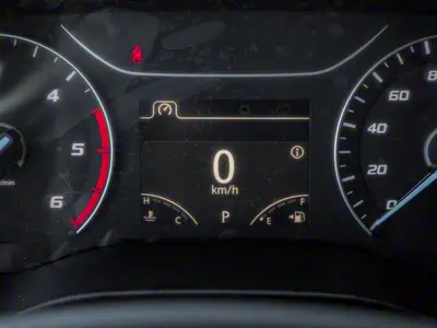 江铃福顺 2025款 2.0T 8AT柴油中轴中顶商运型厢式运输车2/3座 江铃 24/33张图片大全_汽车内饰图库-汽车之家