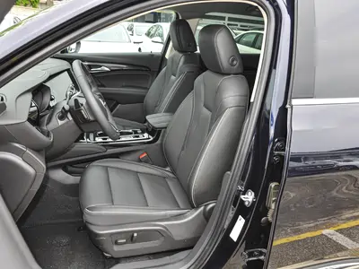 昂科威Plus 2022款 昂科威Plus 652T 五座四驱豪华型 别克 2/51张图片大全_汽车座椅图库-汽车之家