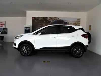 元新能源 2019款 EV360 智联领动型 比亚迪 4/7张图片大全_汽车外观图库-汽车之家