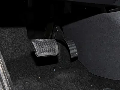 比亚迪e7 2025款 520智行版 比亚迪 11/48张图片大全_汽车座椅图库-汽车之家