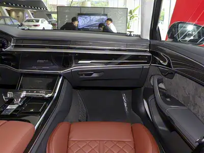 奥迪S8 2022款 S8L 4.0TFSI quattro 典藏版 奥迪 4/47张图片大全_汽车内饰图库-汽车之家