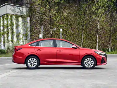 逸动 2025款 PLUS 1.5L 手动豪华版 长安 8/16张图片大全_汽车外观图库-汽车之家