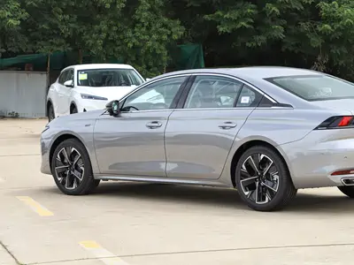 标致508 2025款 508L 400THP 驭享旗舰版 标致 44/68张图片大全_汽车细节图库-汽车之家