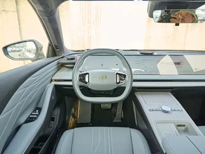 银河E8 2024款 550km 后驱MAX 吉利银河 2/56张图片大全_汽车中控图库_镜湖灰-汽车之家