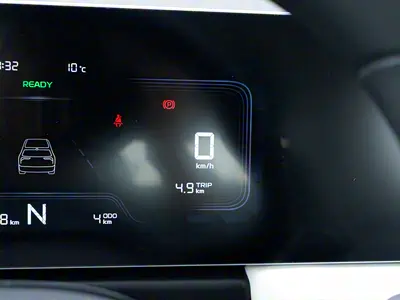 吉利几何E萤火虫 2024款 301km 龙腾版 吉利几何 20/49张图片大全_汽车内饰图库-汽车之家