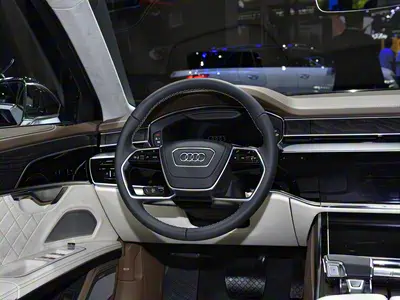 奥迪A8 2024款 A8L Horch创始人版 60TFSI 奥迪 3/32张图片大全_汽车内饰图库-汽车之家