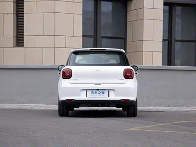 钇为3 2024款 挚爱版 330km Air 江淮钇为 14/50张图片大全_汽车外观图库-汽车之家