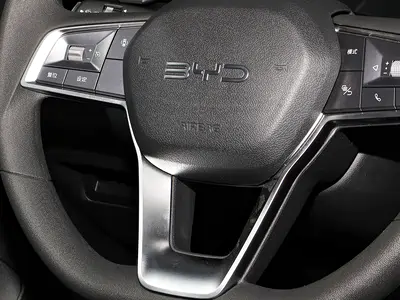 比亚迪e7 2025款 520智行版 比亚迪 11/48张图片大全_汽车内饰图库-汽车之家