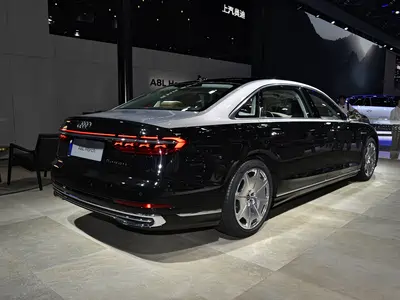 奥迪A8 2024款 A8L Horch创始人版 60TFSI 奥迪 7/8张图片大全_汽车外观图库-汽车之家